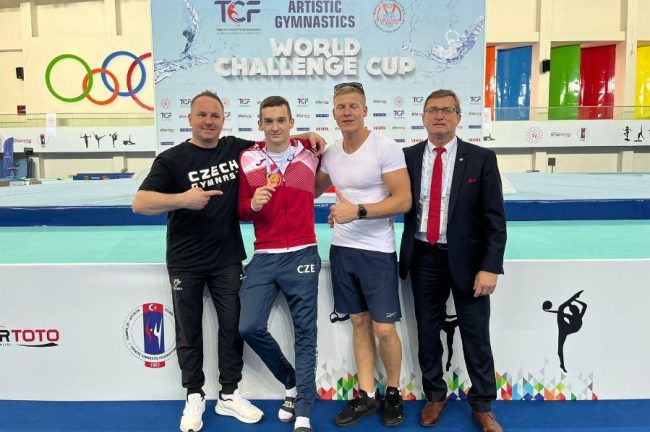 Gymnasta Sliž skončil ve Světovém poháru mužů třetí - eHutník